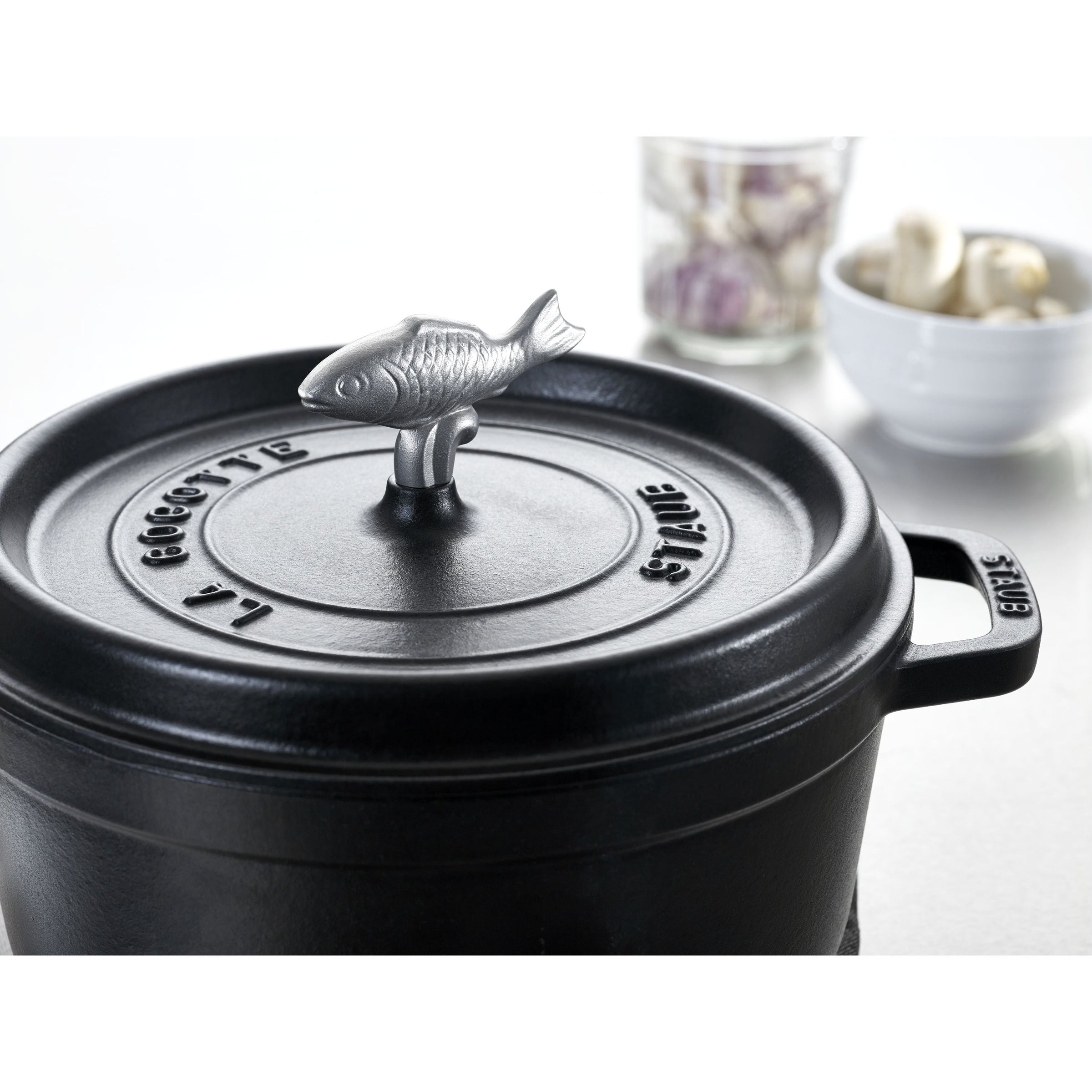 STAUB Stainless Steel Fish Knob – PEPPER TREE SPICE CO.
